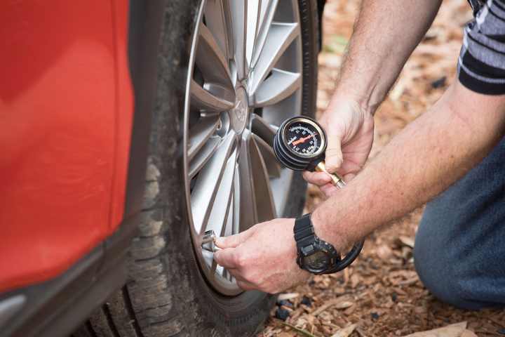 How to drive on sand with your SUV | CarsGuide