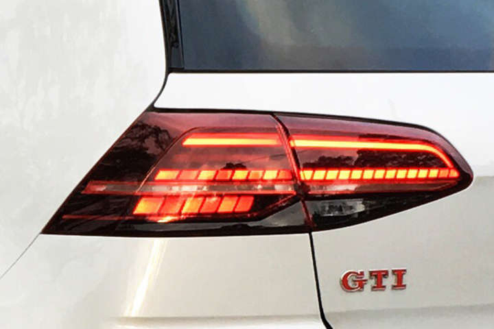 VW Golf GTI Performance Edition 1 2018 review | CarsGuide