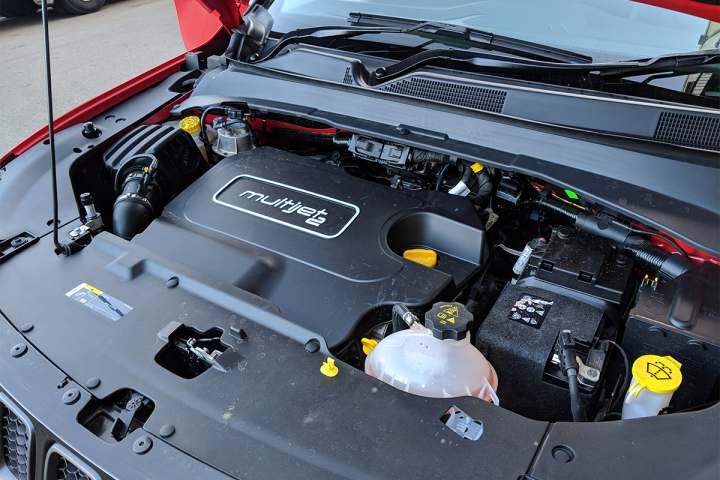 Jeep Compass Trailhawk 2018 review | CarsGuide