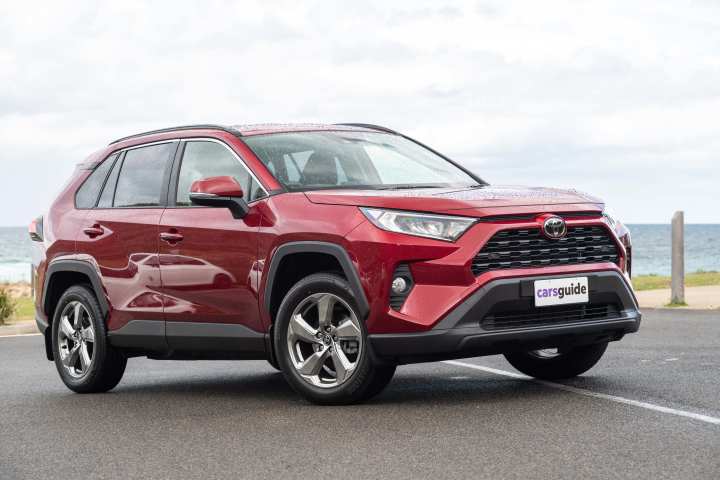 Mid-Size SUV Comparison: We Review 3 of the Best Midsize SUVs (RAV4 ...