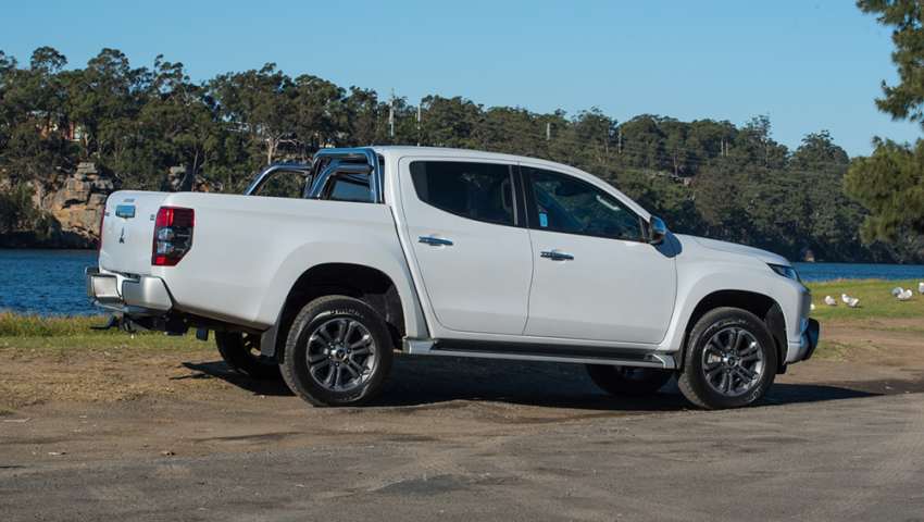 Best 4x4 Ute Comparison Review: Ranger vs Triton vs HiLux Rogue | CarsGuide