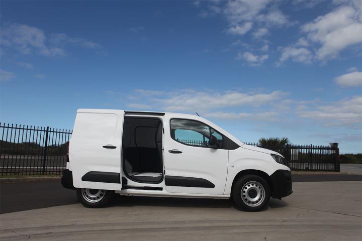 Peugeot Partner 2021 review: 130 Auto GVM test | CarsGuide