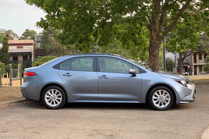 Toyota Corolla 2020 review: SX sedan | CarsGuide
