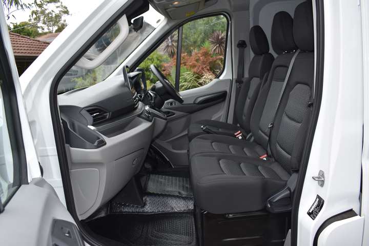 LDV Deliver 9 2021 review: Mid-roof Auto GVM test - Is this Chinese van ...