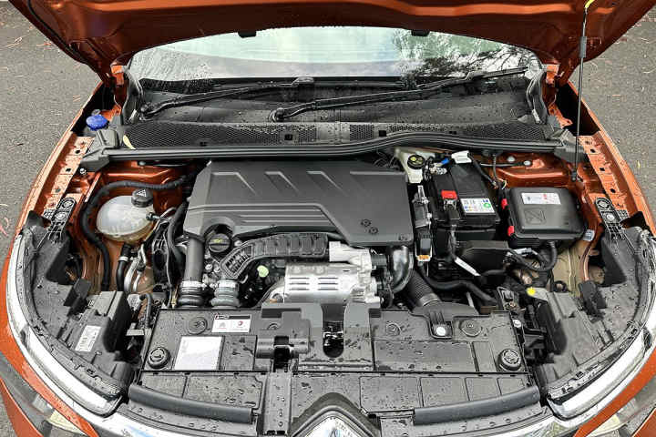 Citroen C4 2023 review: Is this small SUV as comfortable as it promises ...