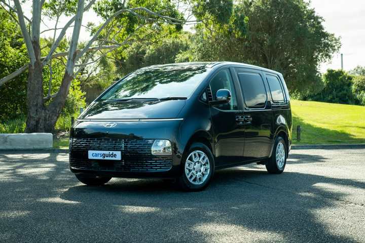 Hyundai Staria Load 2023 review: Premium - Is this the star of the van ...