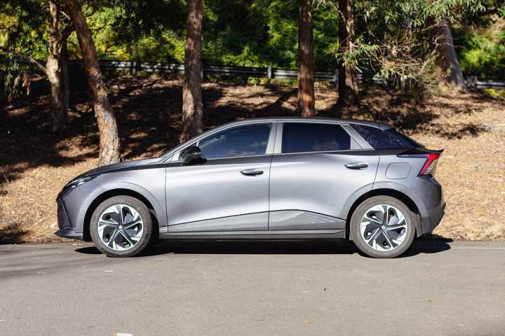 MG4 electric car 2024 review: Excite 51 - Value-for-money EV hatch ...