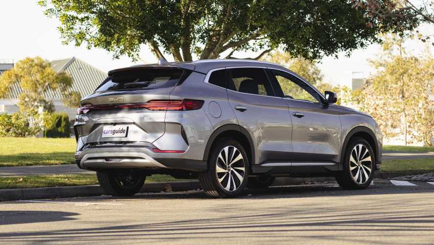 New brand's answer to BYD's runaway success: Geely debuts new plug-in ...