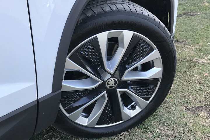 Skoda Karoq 2024 review – New value-focused variant of mid-size SUV to ...