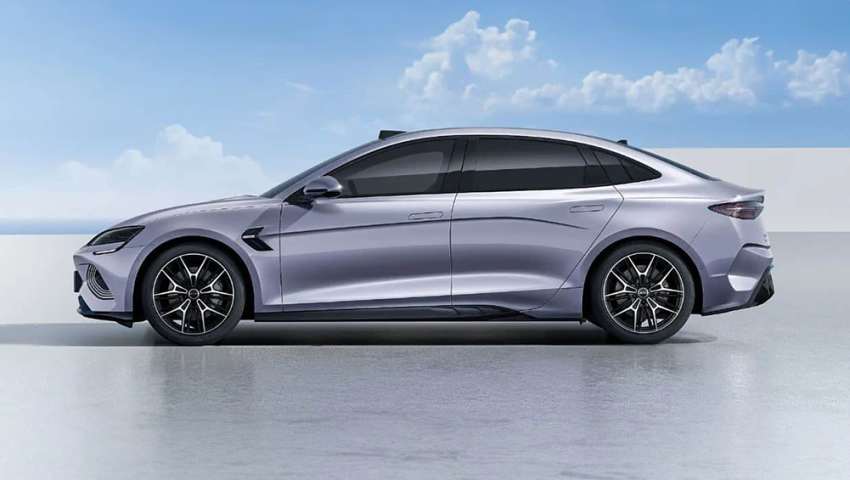 Big technology shift coming for popular electric car: Facelifted 2025 ...