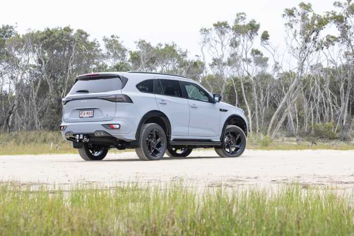 Isuzu MU-X 2025 review – Australian first drive | Updated ute-based ...