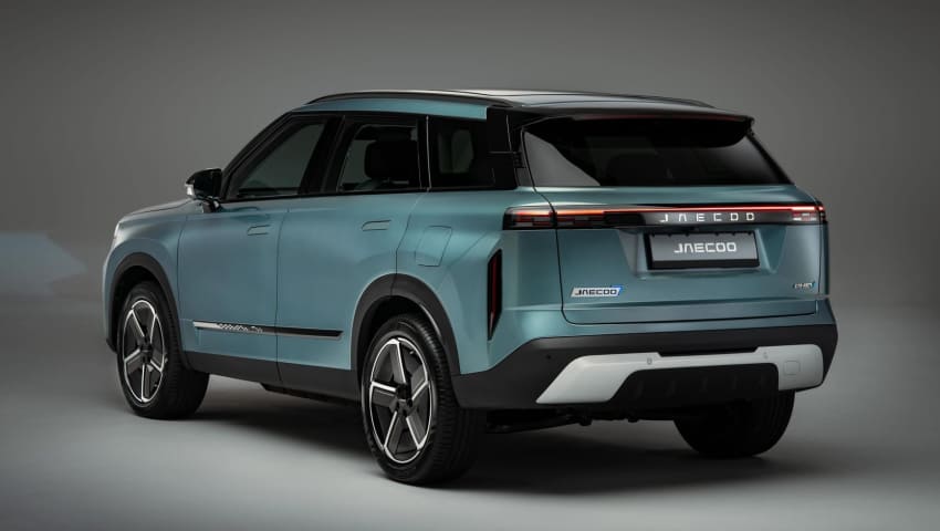 Australian release of 1200km range plug-in hybrid SUV inches closer: 2025 Jaecoo J7 pricing ...