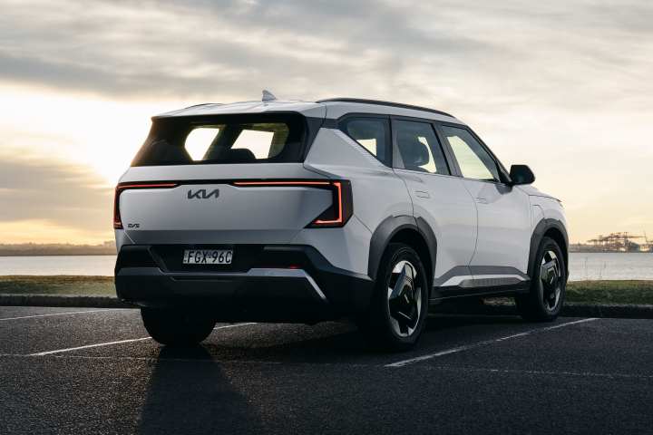 Kia EV5 Electric 2025 review – Australian first drive | New challenger for the Renault Megane E ...