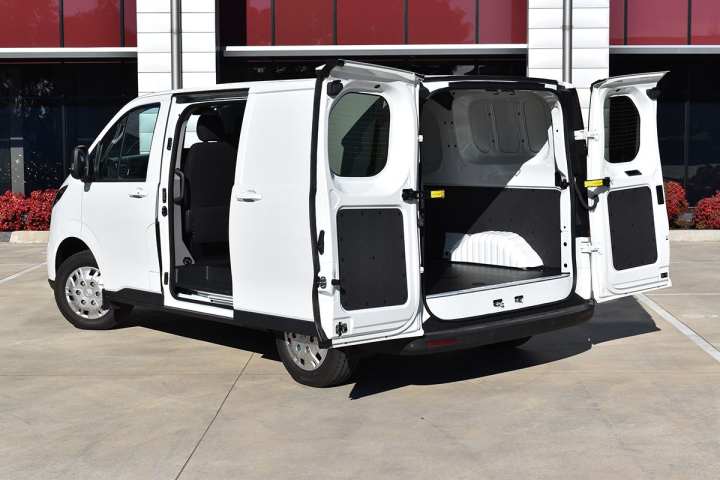 LDV eDeliver 7 Electric 2025 review: SWB Low Roof - GVM test - Cut ...