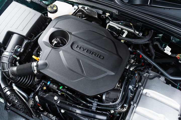 MG ZS 2025 review: Hybrid+ – Australian first drive – GWM Haval Jolion ...