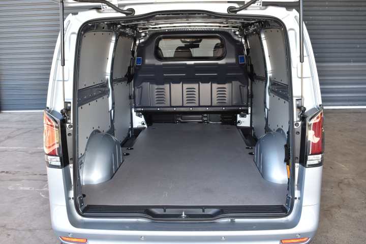 Mercedes Vito 2025 review: 119 LWB Panel Van - GVM test – Capable ...