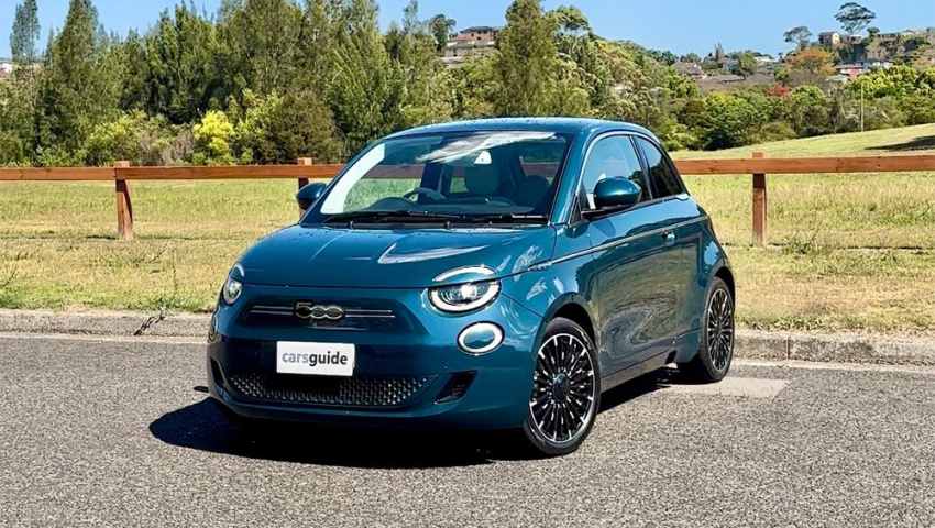 From the 2024 Hyundai Venue to the Kia Picanto - the top 5 best small ...