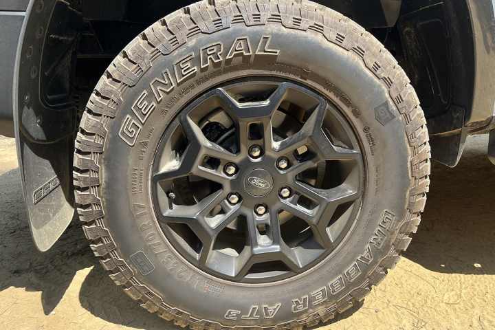 5 Best All Terrain Tyres Australia | CarsGuide