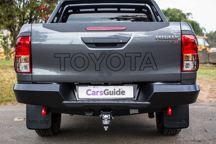 How to avoid common tow vehicle traps | CarsGuide