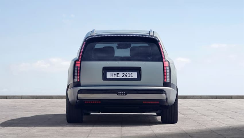 Will Hyundai's monster electric car work at this price? 2025 Hyundai ...