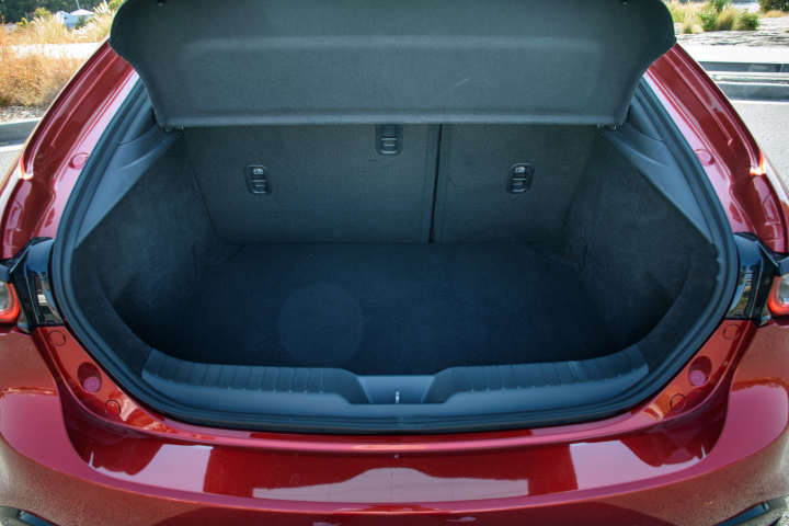 Mazda 3 2020 review: Astina hatch | CarsGuide