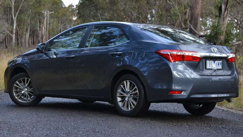 Toyota Corolla 2015 review | CarsGuide