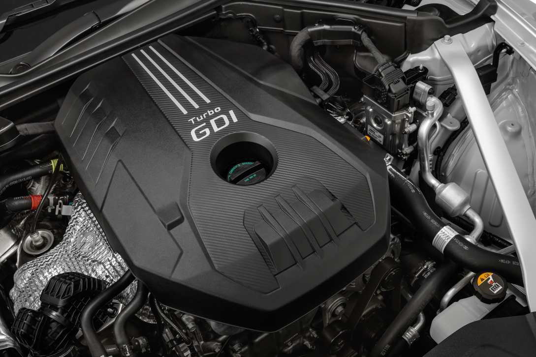 Kia Stinger engine | CarsGuide