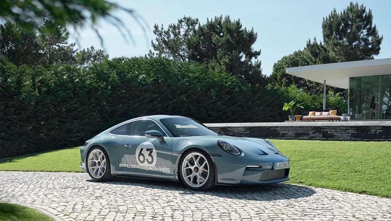 Porsche lights the candles on lightweight limited-edition 911 S/T to ...