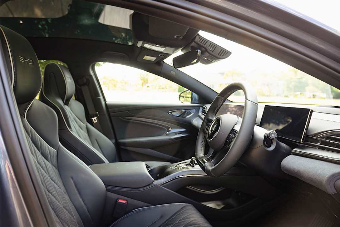 BYD Seal Interior Images & Photos - See the Inside of the Latest BYD ...