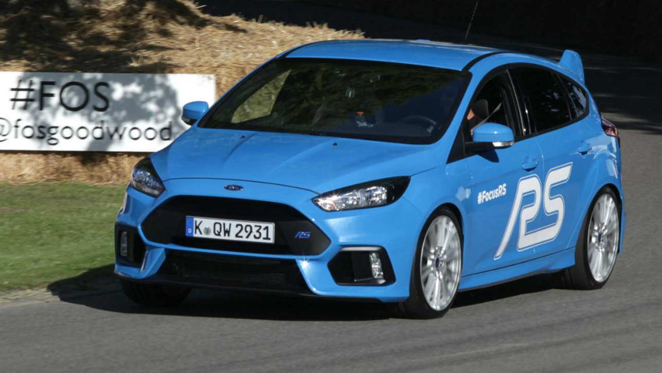 Ken Block puts the 2015 Ford Focus RS through its paces at Goodwood ...