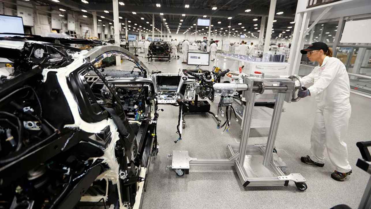 Honda kicks off right-hand drive NSX production - Car News | CarsGuide