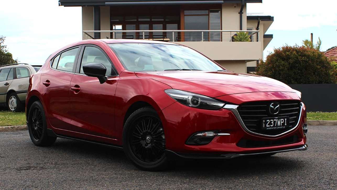 Mazda 3 SP25 Astina hatch 2017 review | CarsGuide