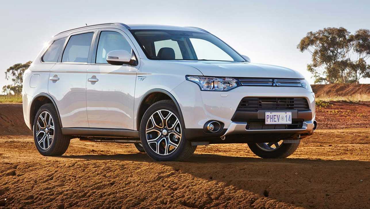 Mitsubishi Outlander PHEV 2014 Review CarsGuide