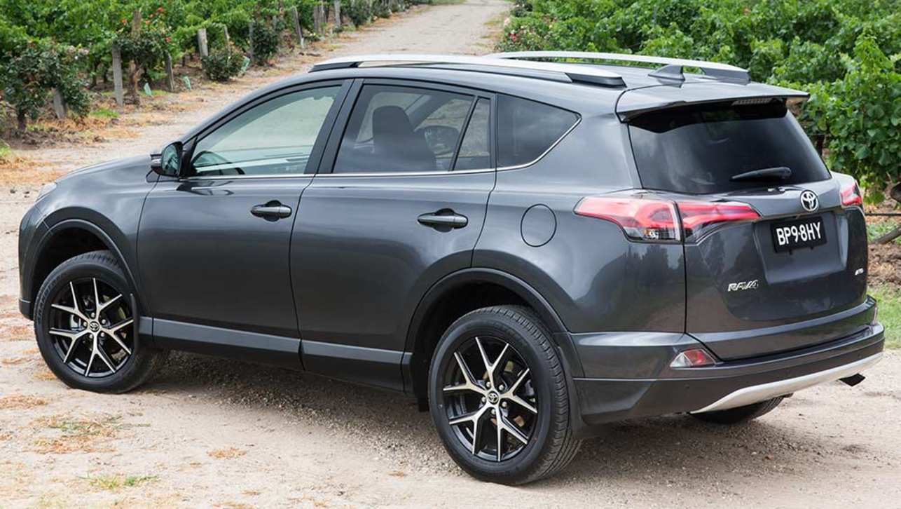 Toyota RAV4 GXL AWD petrol 2016 review | CarsGuide