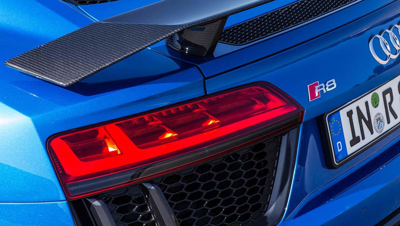 Audi R8 Coupe 2016 review | CarsGuide