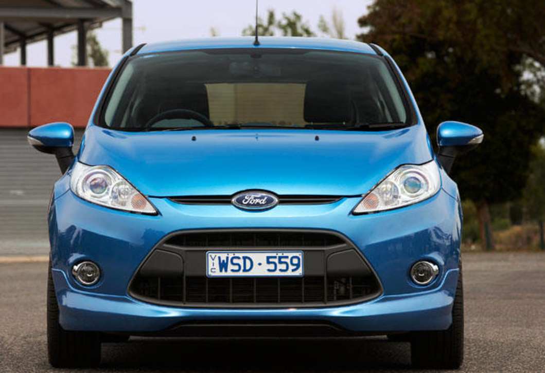 Ford Fiesta Zetec 2010 review | CarsGuide