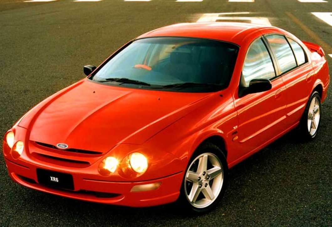 Used Ford Falcon review: 1998-2000 | CarsGuide