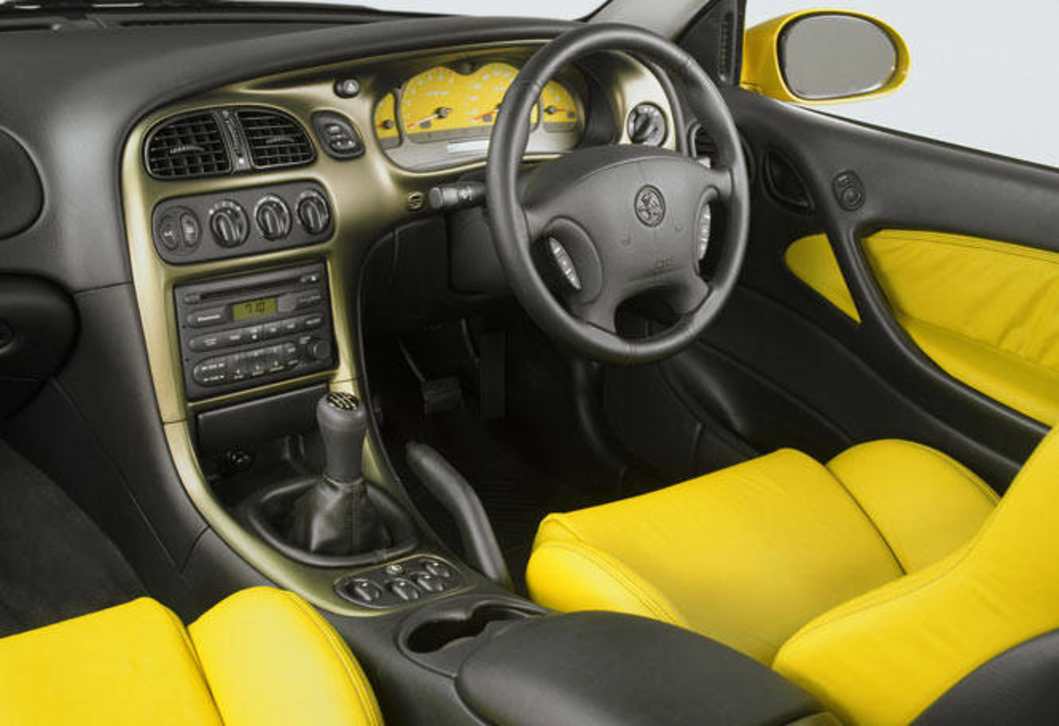 Used Holden Commodore review: 2000-2002 | CarsGuide