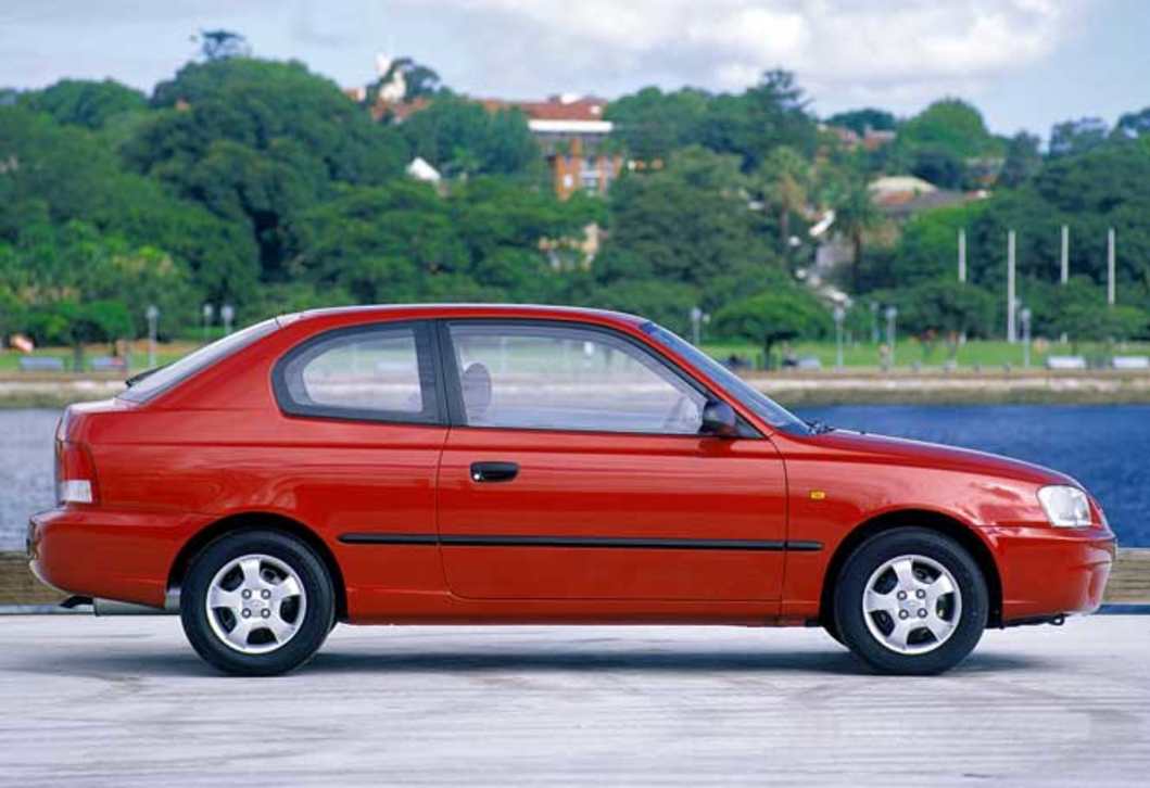 Used Hyundai Accent review 2000 2003 CarsGuide