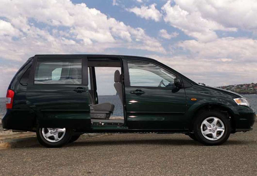 Used Mazda MPV review: 1993-1999 | CarsGuide