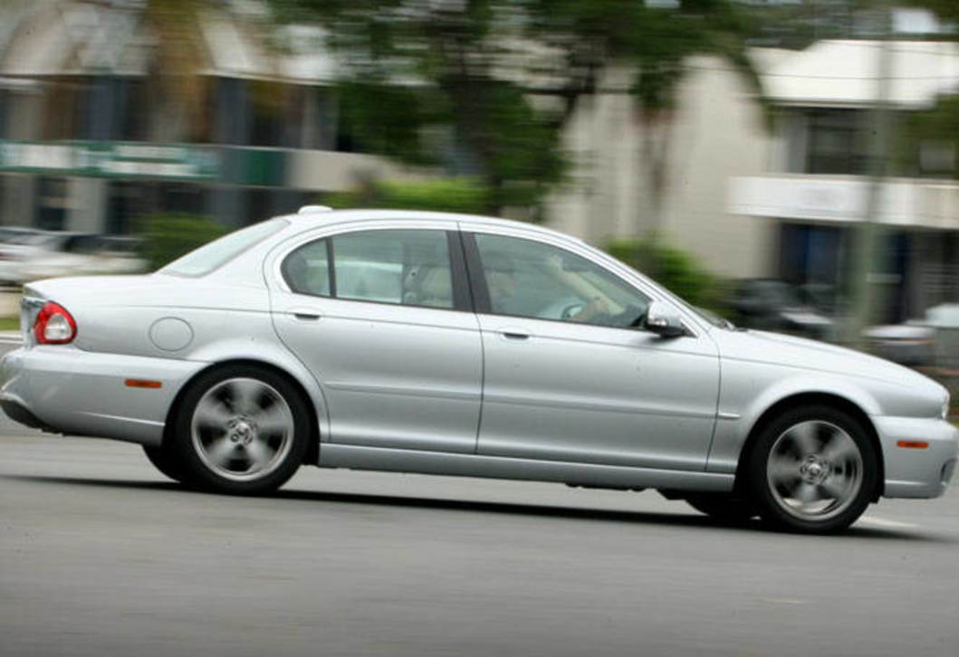 X marks the stop - Car News | CarsGuide