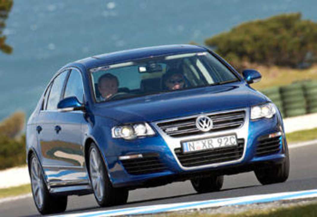 Volkswagen Passat R36 2008 Review | CarsGuide