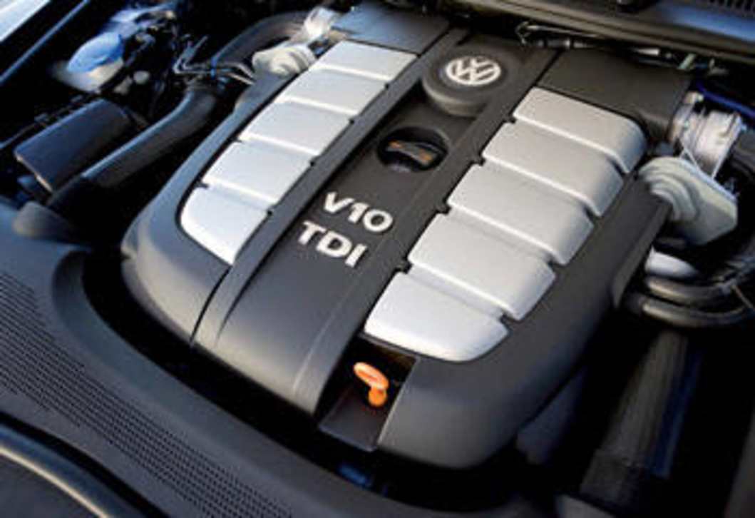 Volkswagen Passat R36 2008 Review | CarsGuide