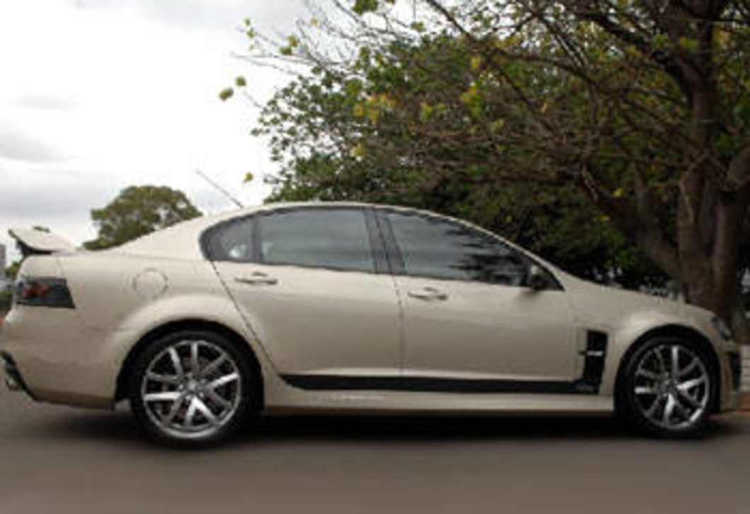 HSV Clubsport R8 2008 Review | CarsGuide