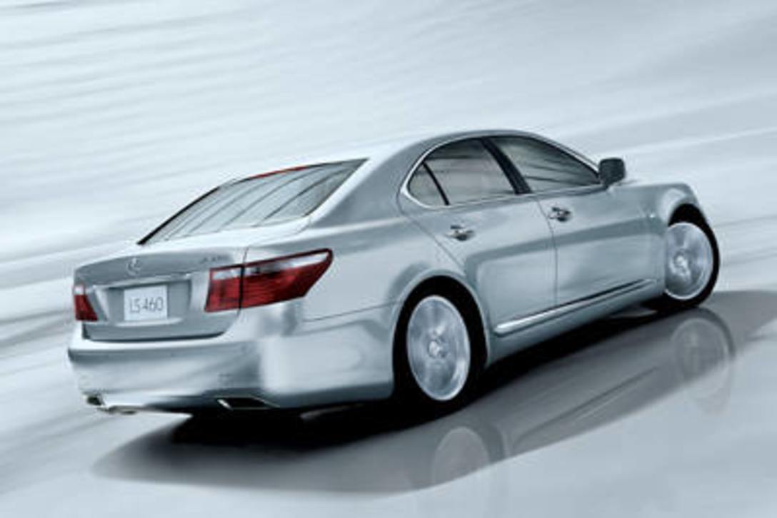 Lexus LS 600hL 2007 Review | CarsGuide