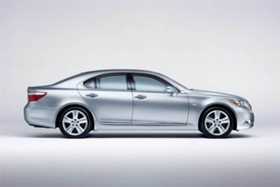 Lexus LS 600hL 2007 Review | CarsGuide