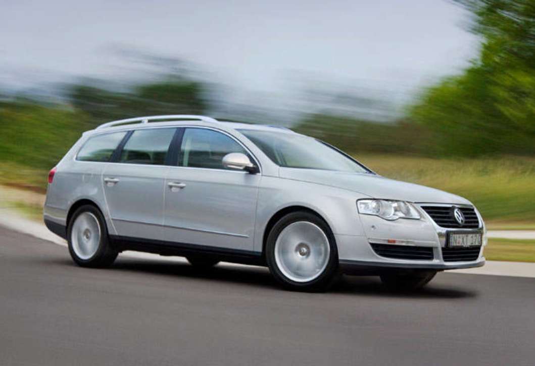 Volkswagen Passat 118TSI 2011 Review | CarsGuide