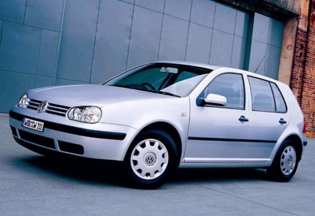 Old vs new VW Golf - Car News | CarsGuide