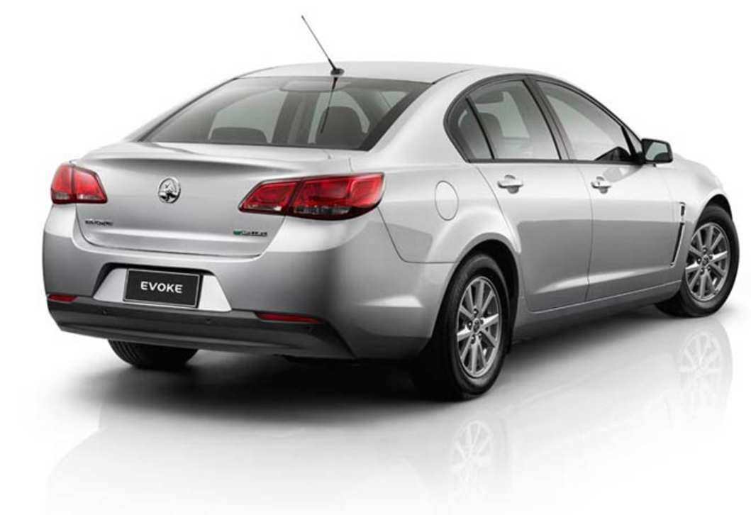 Holden Commodore VF 2013 review | CarsGuide