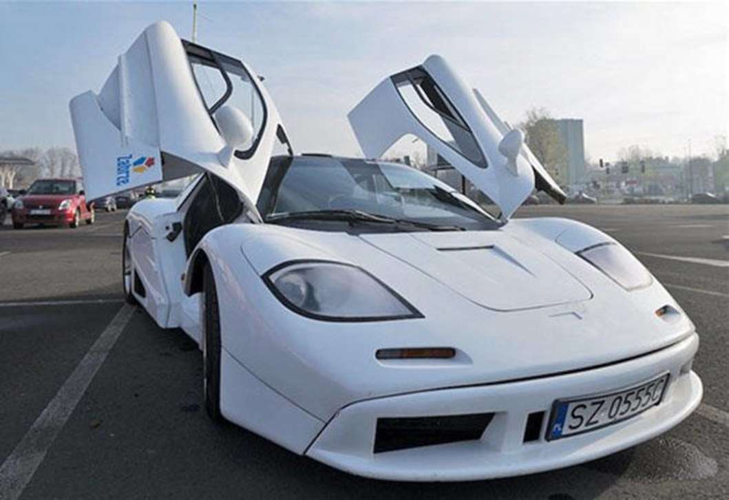 Man builds $9.5m McLaren supercar from scrap | video - Car News | CarsGuide